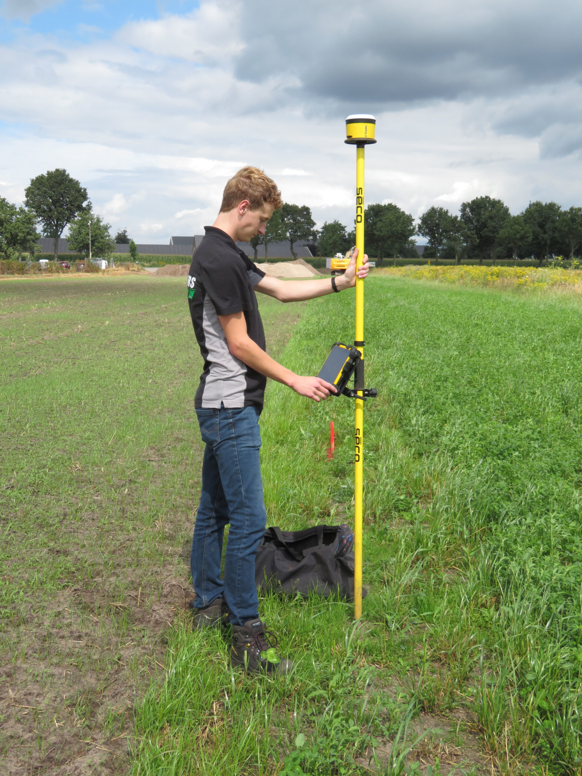 Digitaal landmeten (GPS) en machine modellen maken - Ploegmakers Groep